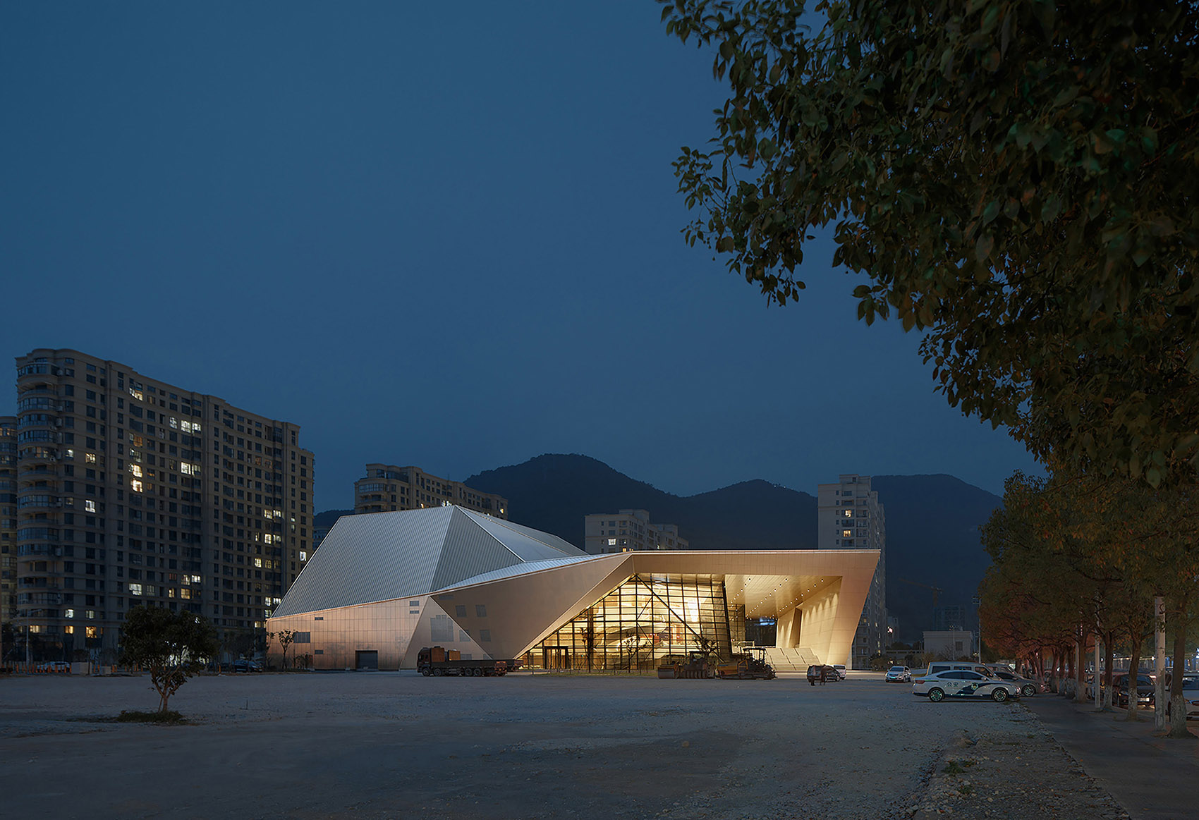 Sanmen Theater, China by UAD - 谷德设计网