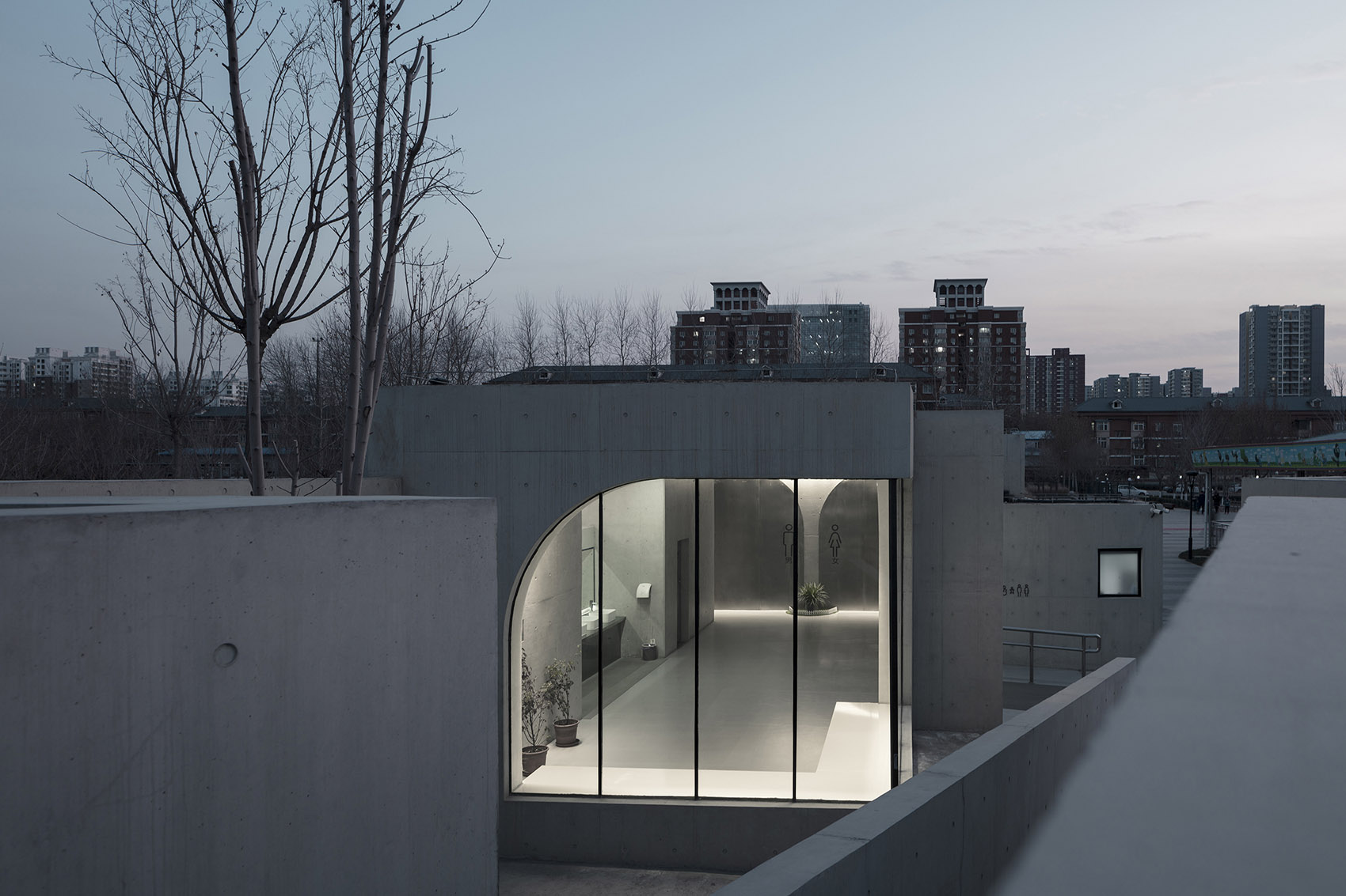 Public toilet in Beijing International Sculpture Park by Rushi ...