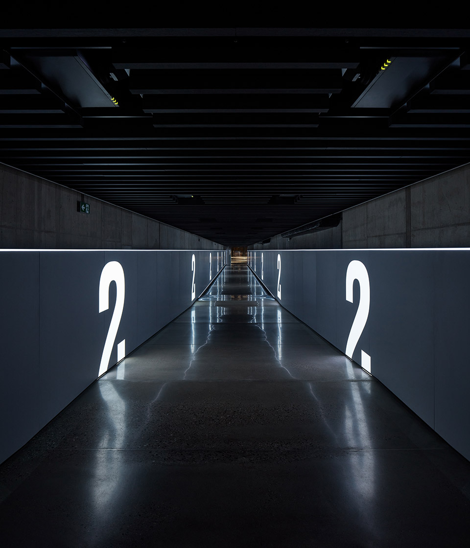 Moments of History/The Time Corridor by KOLMO + Loom on the Moon + Pink ...