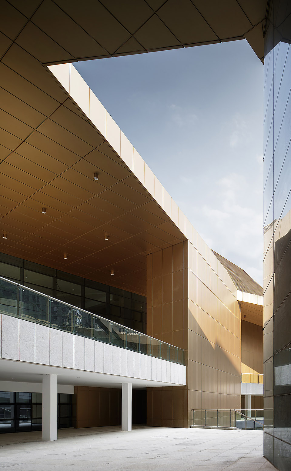 Sanmen Theater, China by UAD - 谷德设计网