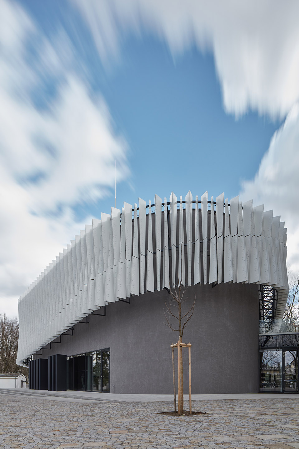 New lecture center VŠPJ by Qarta architektura - 谷德设计网
