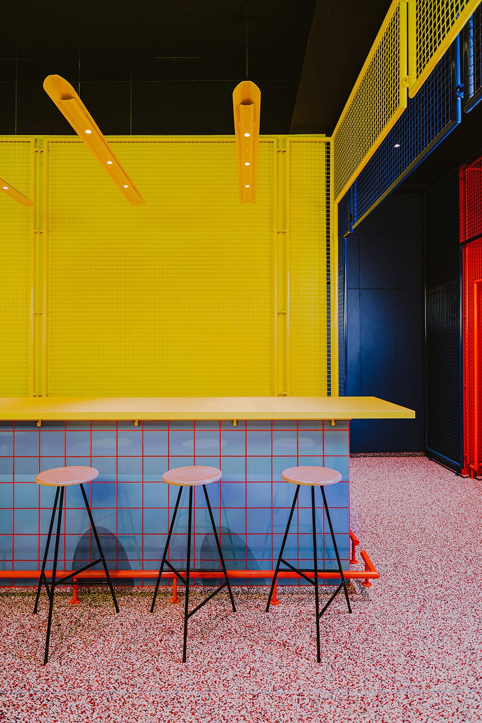 BIGGY Bar, Poland by BUCK.STUDIO - 谷德设计网