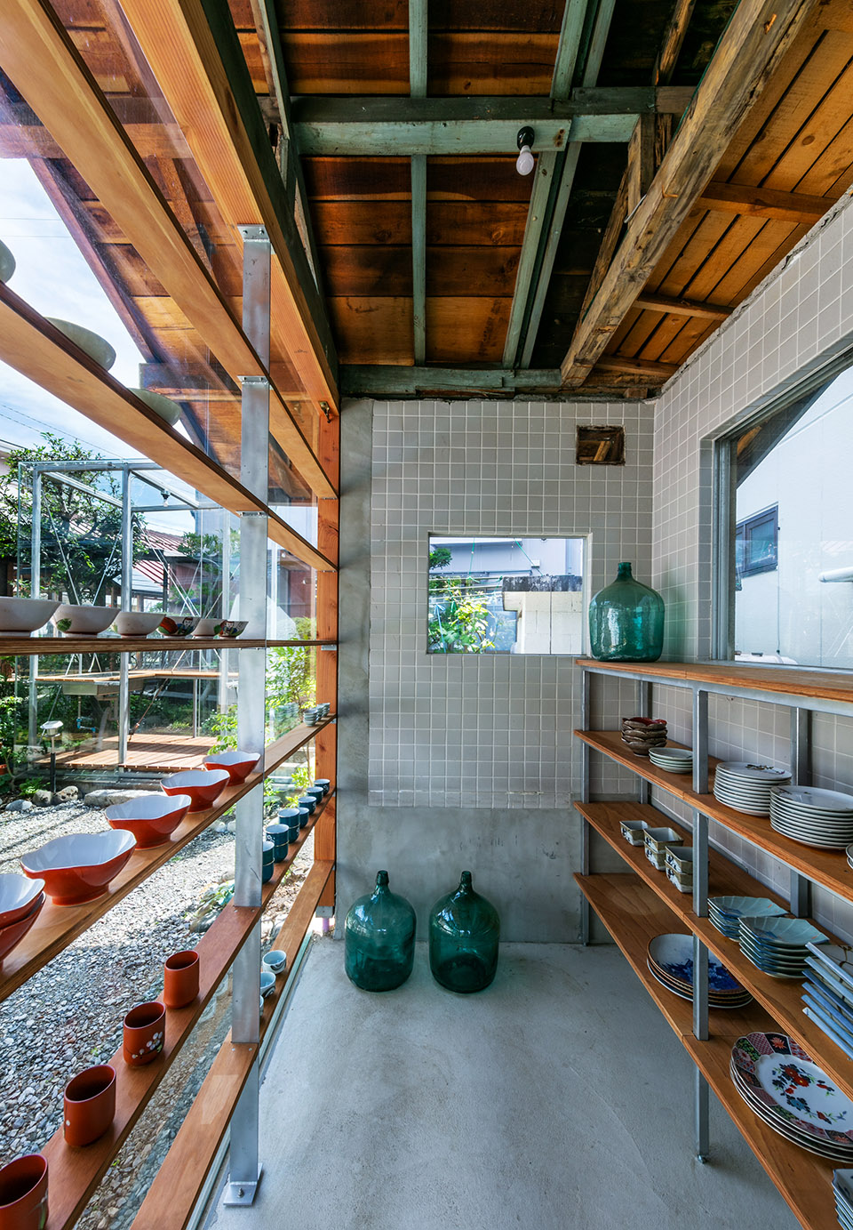 House with 6 annexes by Kiyoaki Takeda Architects - 谷德设计网