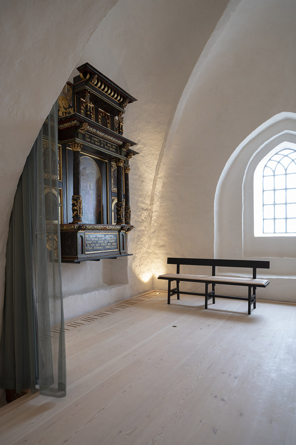Medieval church reinvented in Sdr. Asmindrup by Arkitema Architects - 谷德设计网
