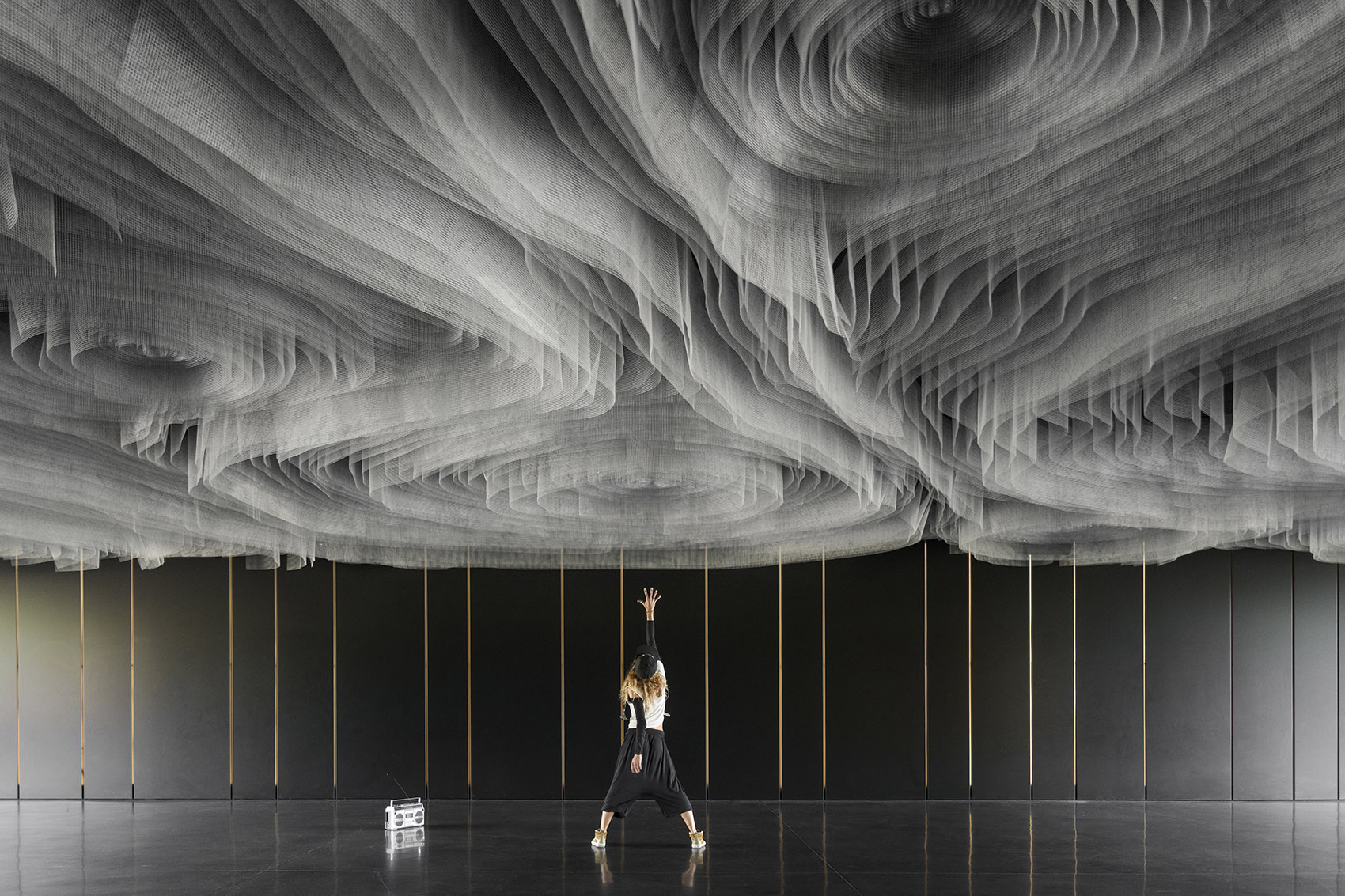 Suspended matter box, Portugal by MMVarquitectos - 谷德设计网