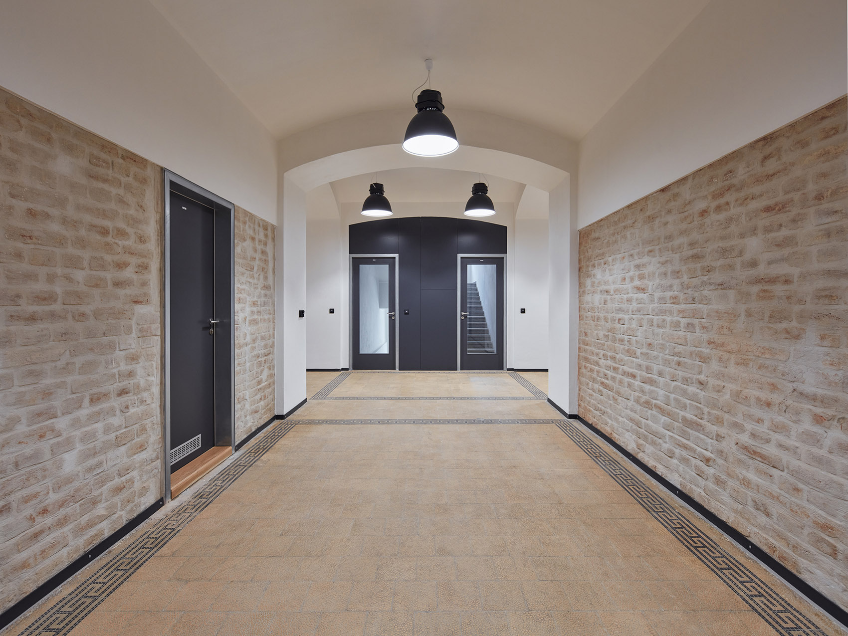 New lecture center VŠPJ by Qarta architektura - 谷德设计网