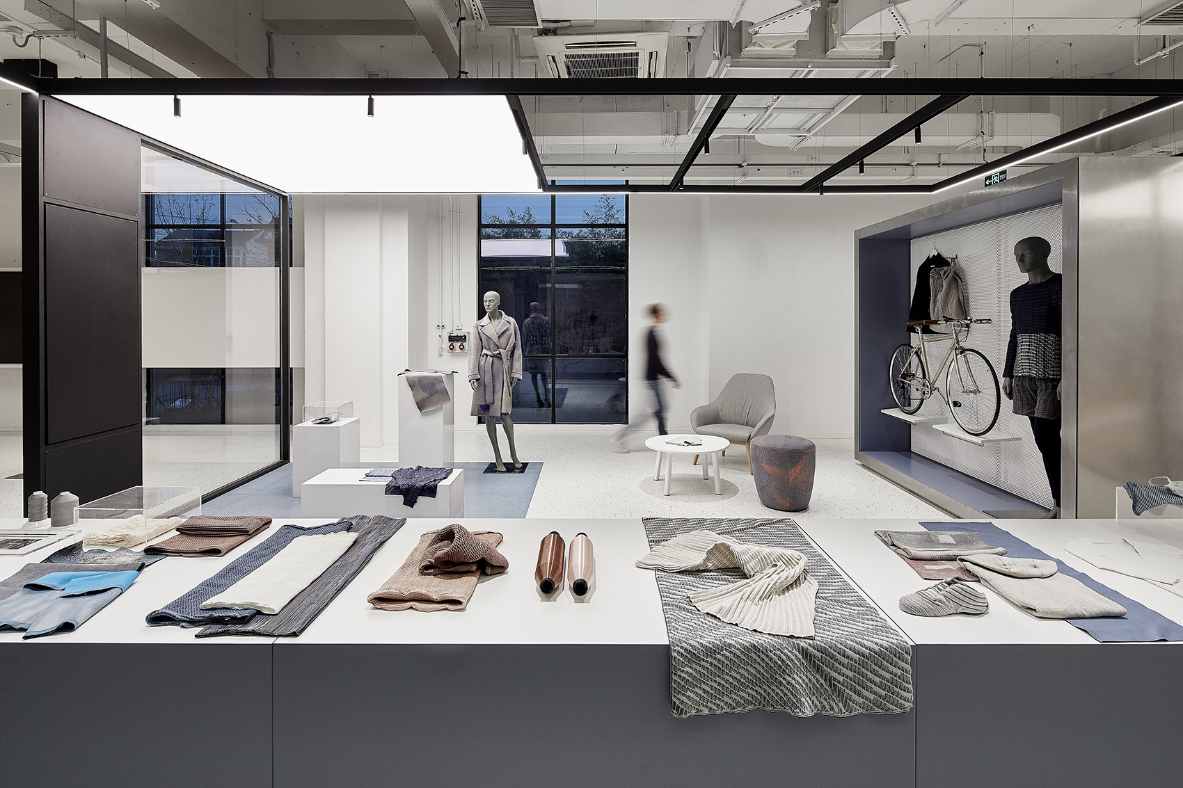 Santoni new Materials Experience Center in Shanghai by BYLU DESIGN - 谷德设计网