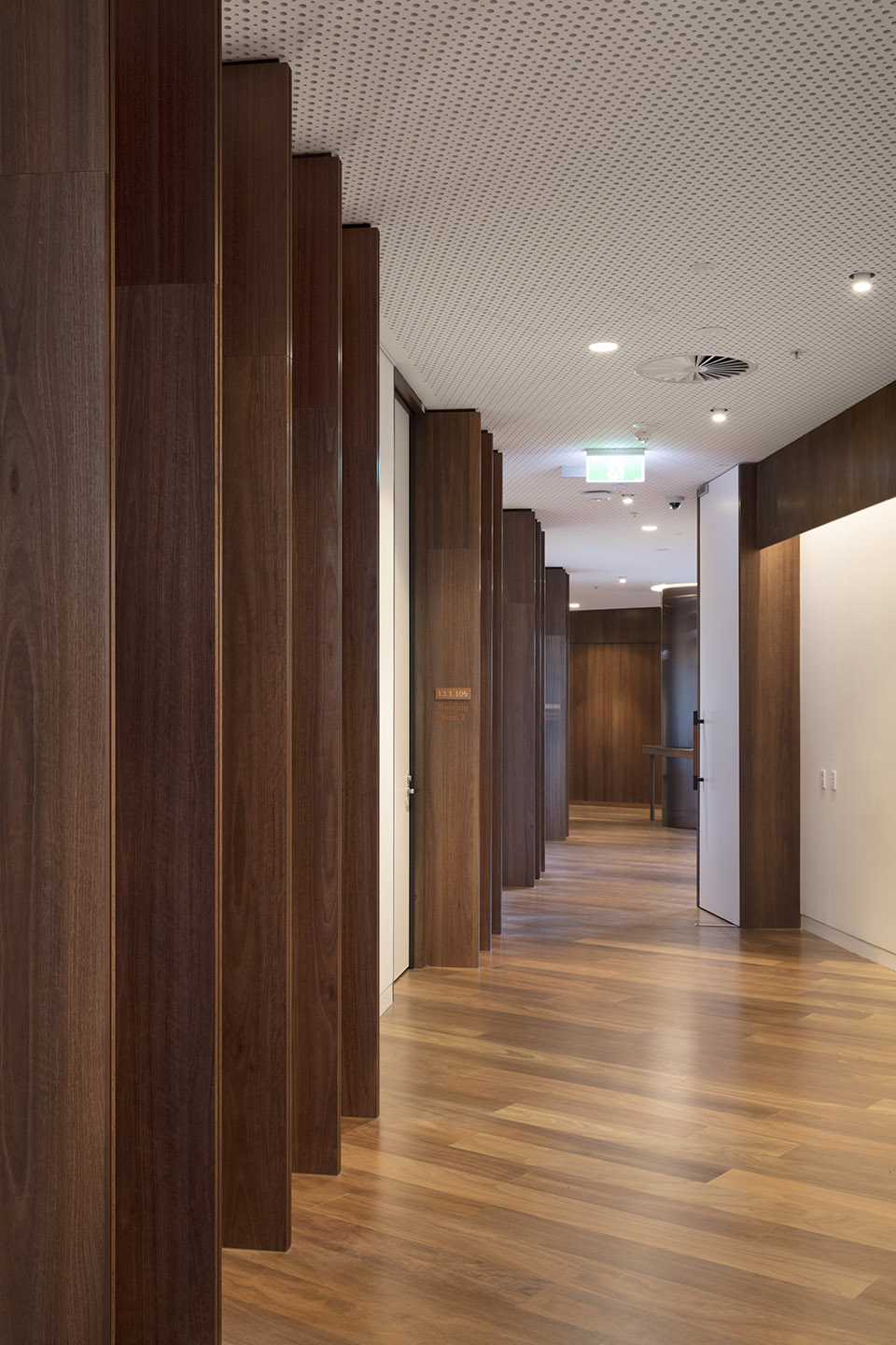 Victorian Comprehensive Cancer Centre (VCCC) Executive Workplace by ...