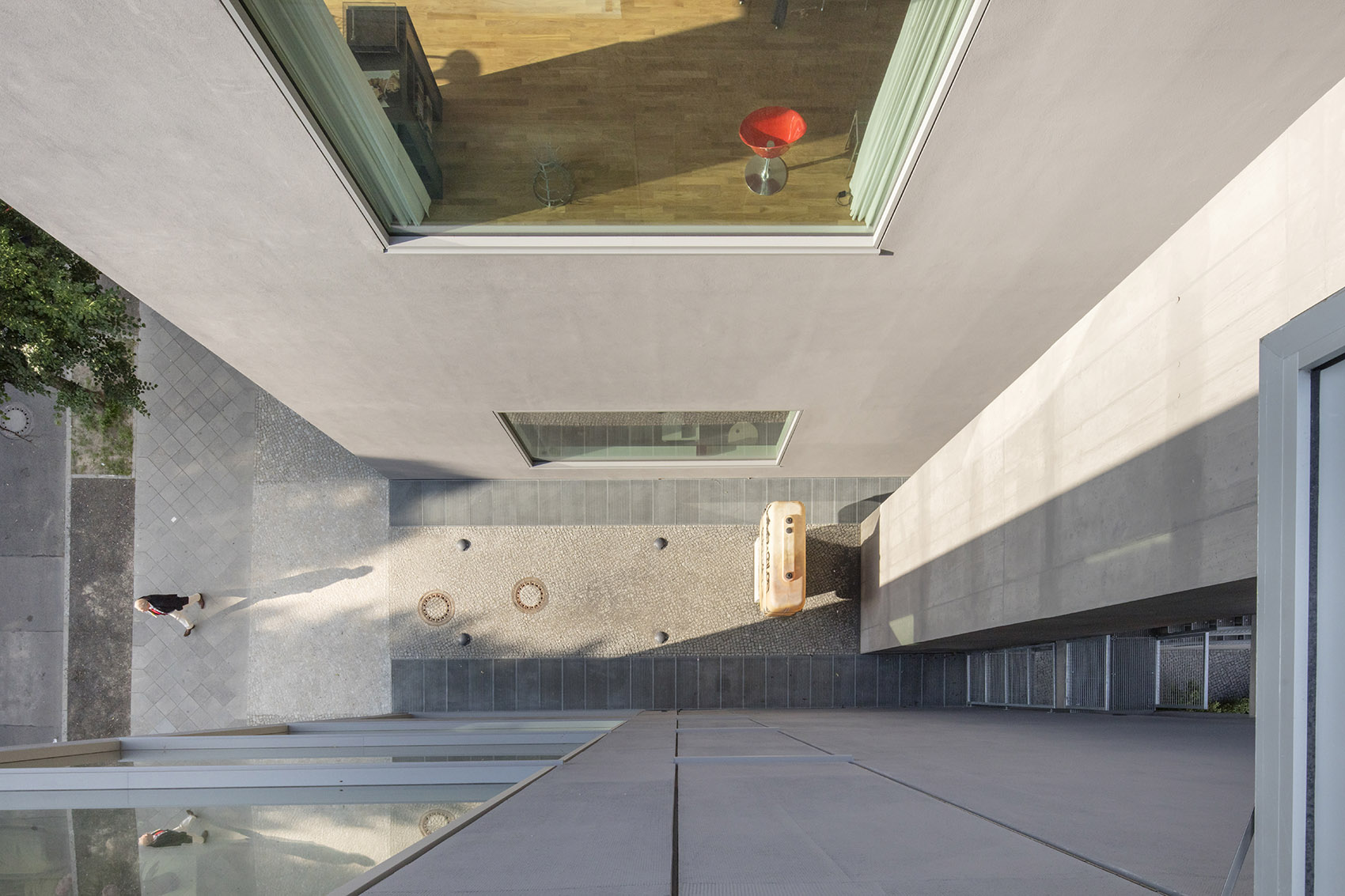 Block + Void House by Bundschuh Architekten - 谷德设计网