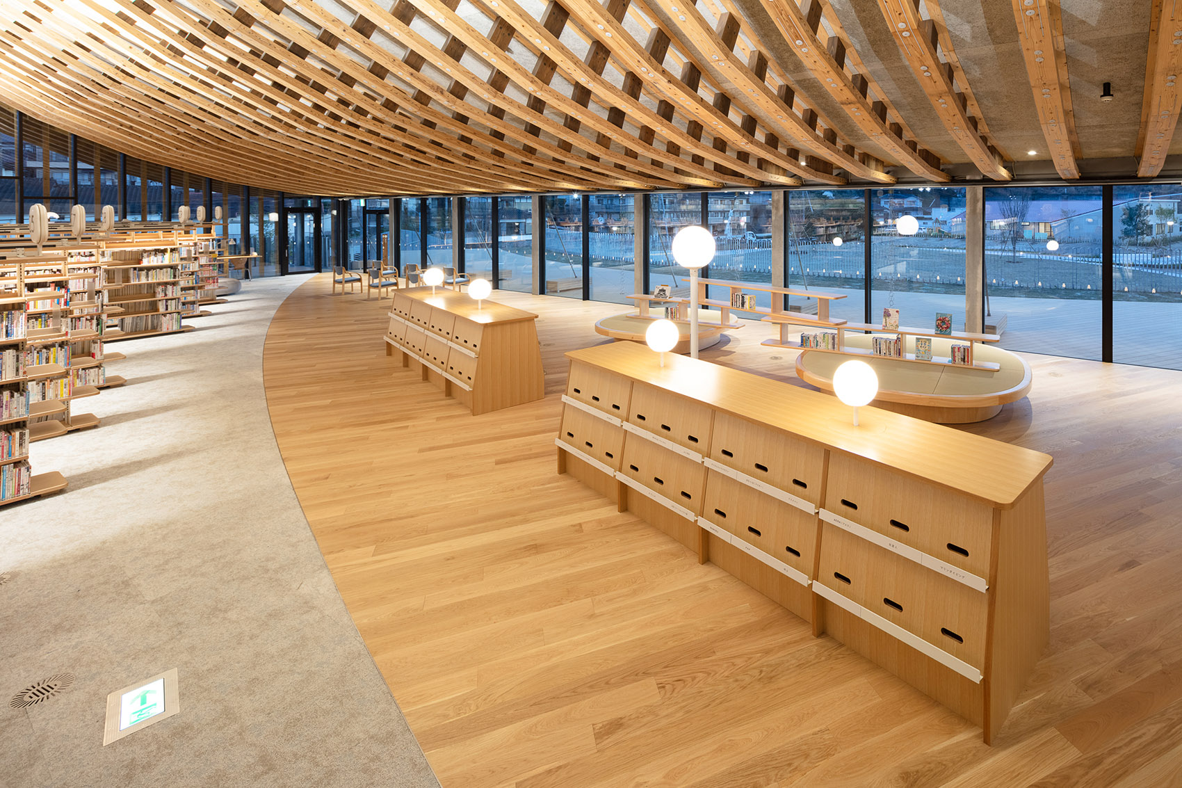 Amakusa Complex “KOKORASU” by Nikken Sekkei Ltd - 谷德设计网