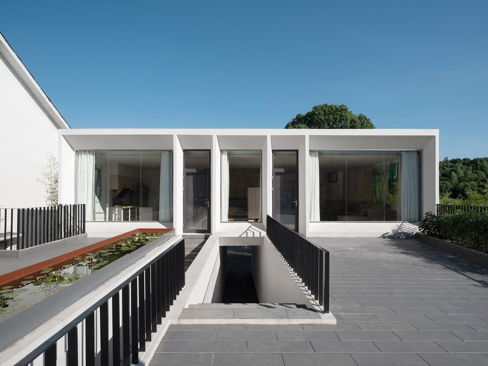 Zhong House, China by Tungsten Lighting Design - 谷德设计网