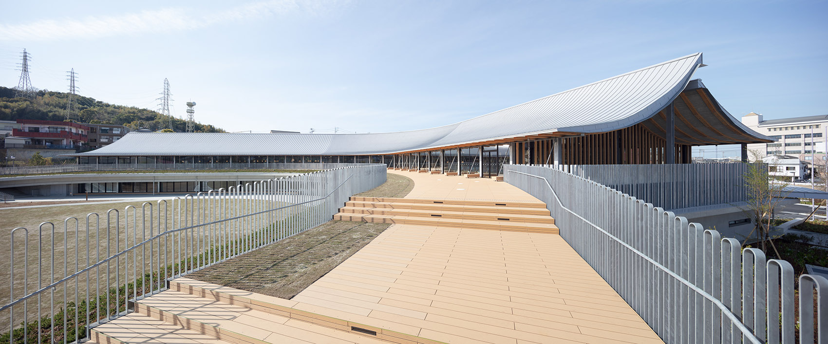 Amakusa Complex “KOKORASU” by Nikken Sekkei Ltd - 谷德设计网