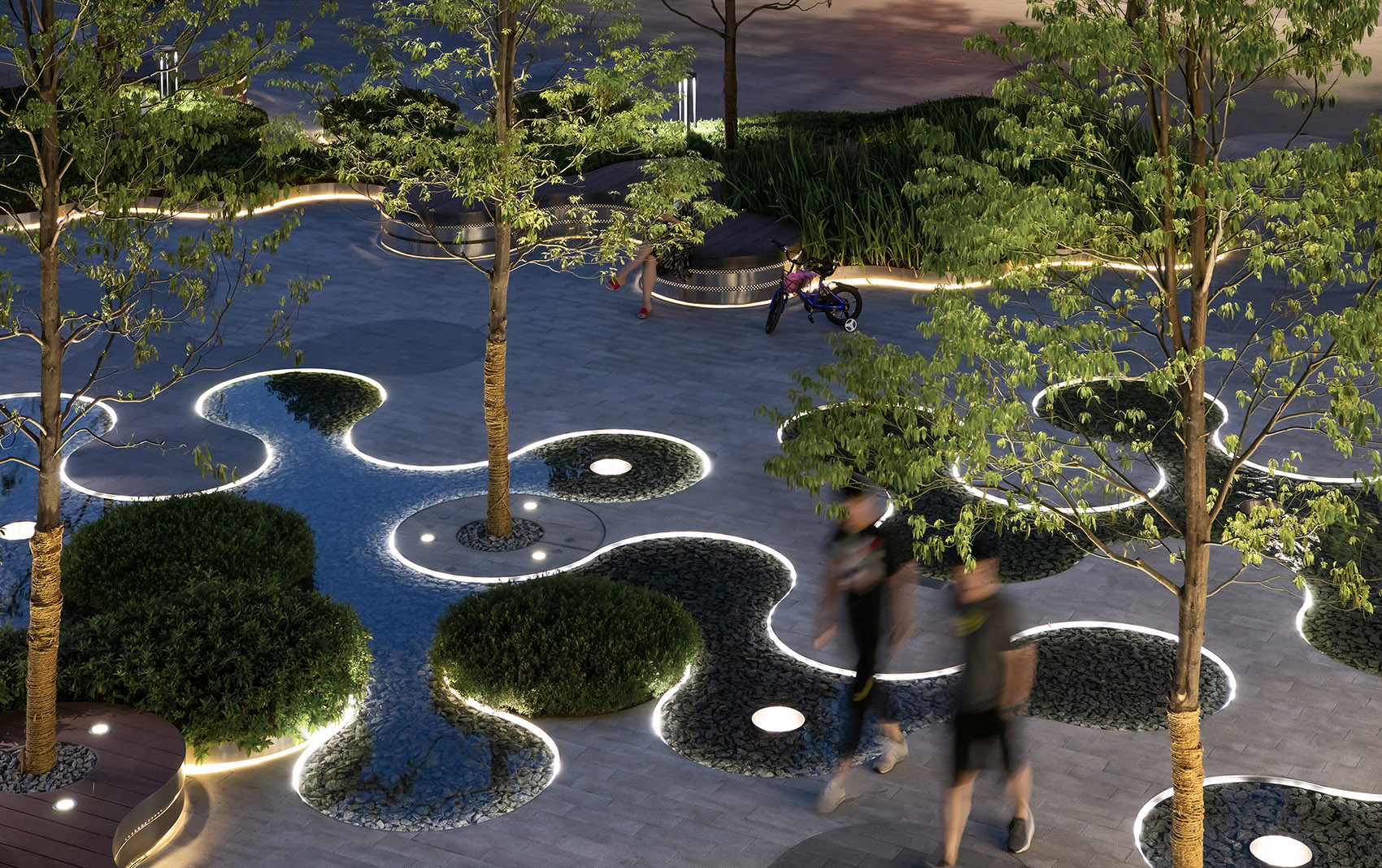 Hyperlane Chengdu, China by ASPECT Studios - 谷德设计网