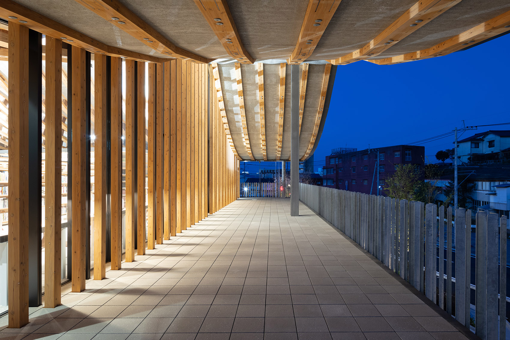 Amakusa Complex “KOKORASU” by Nikken Sekkei Ltd - 谷德设计网