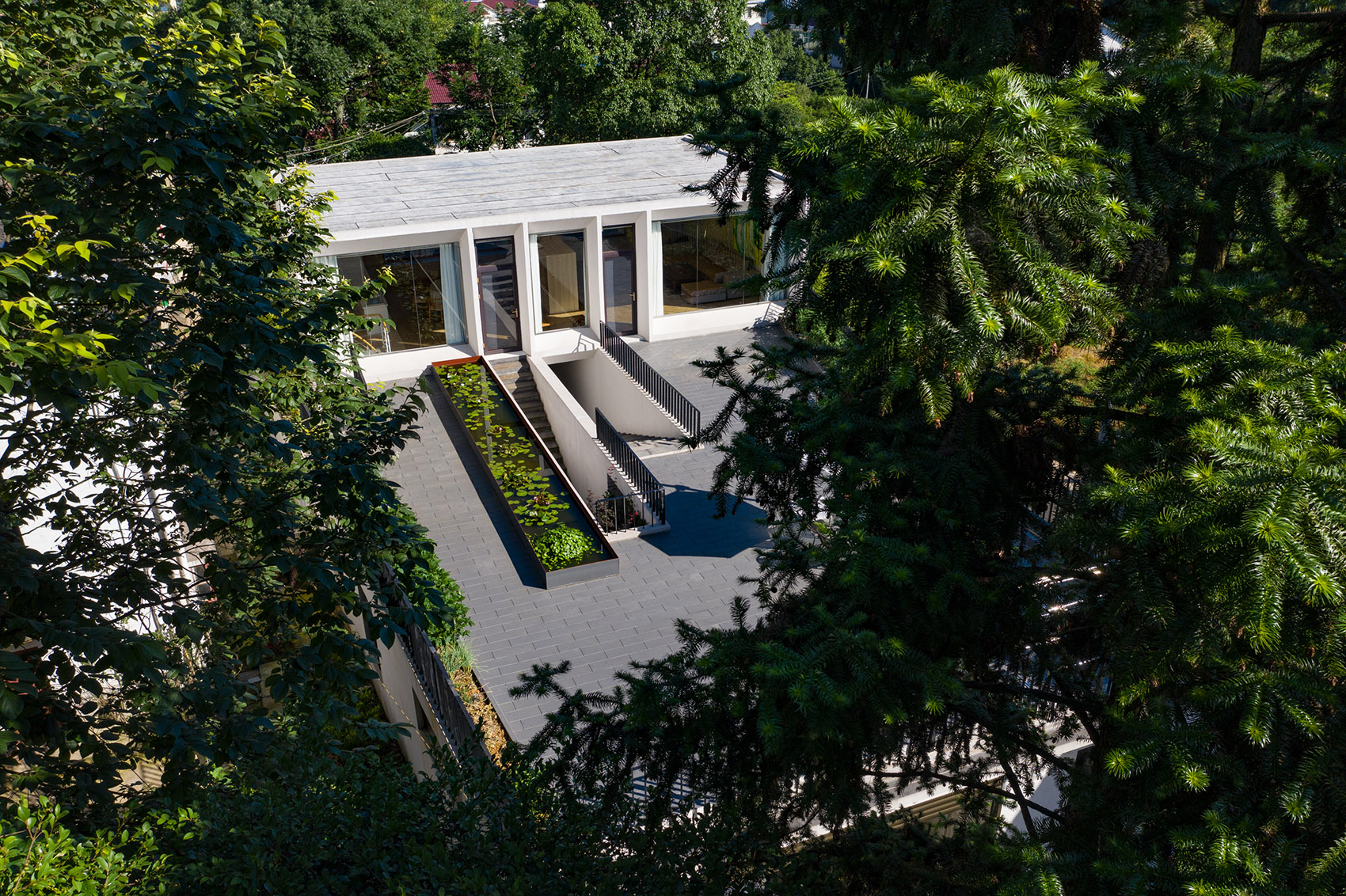 Zhong House, China by Tungsten Lighting Design - 谷德设计网