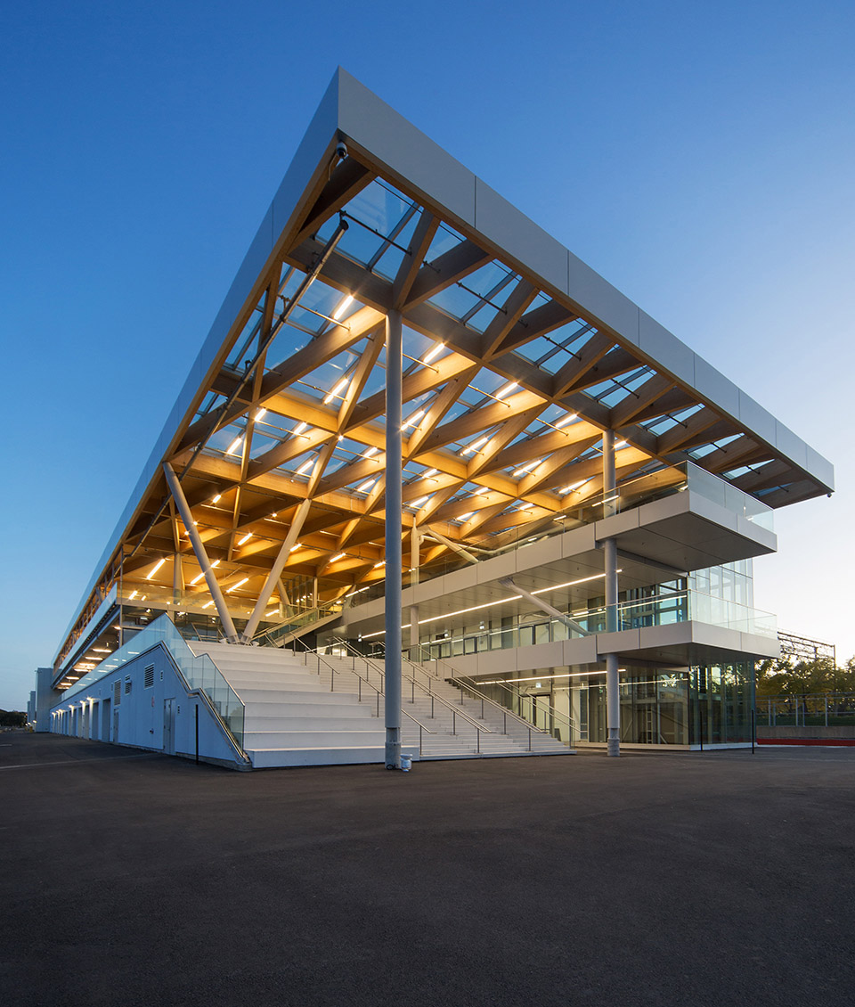 F1 Paddock Montreal by Les architectes FABG - 谷德设计网