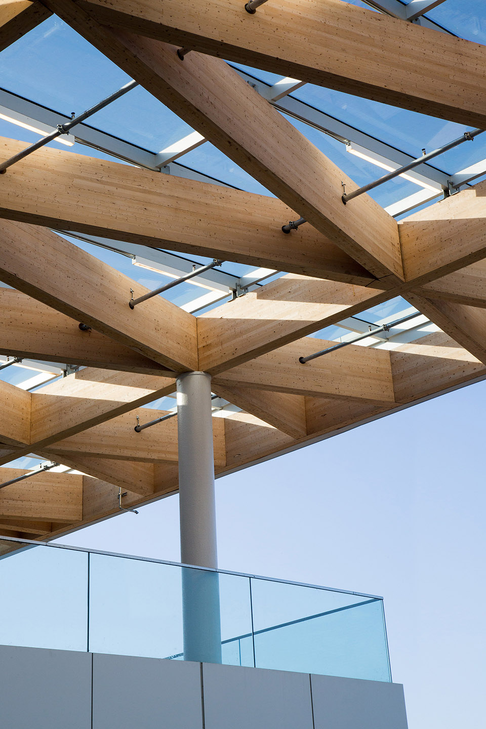 F1 Paddock Montreal by Les architectes FABG - 谷德设计网