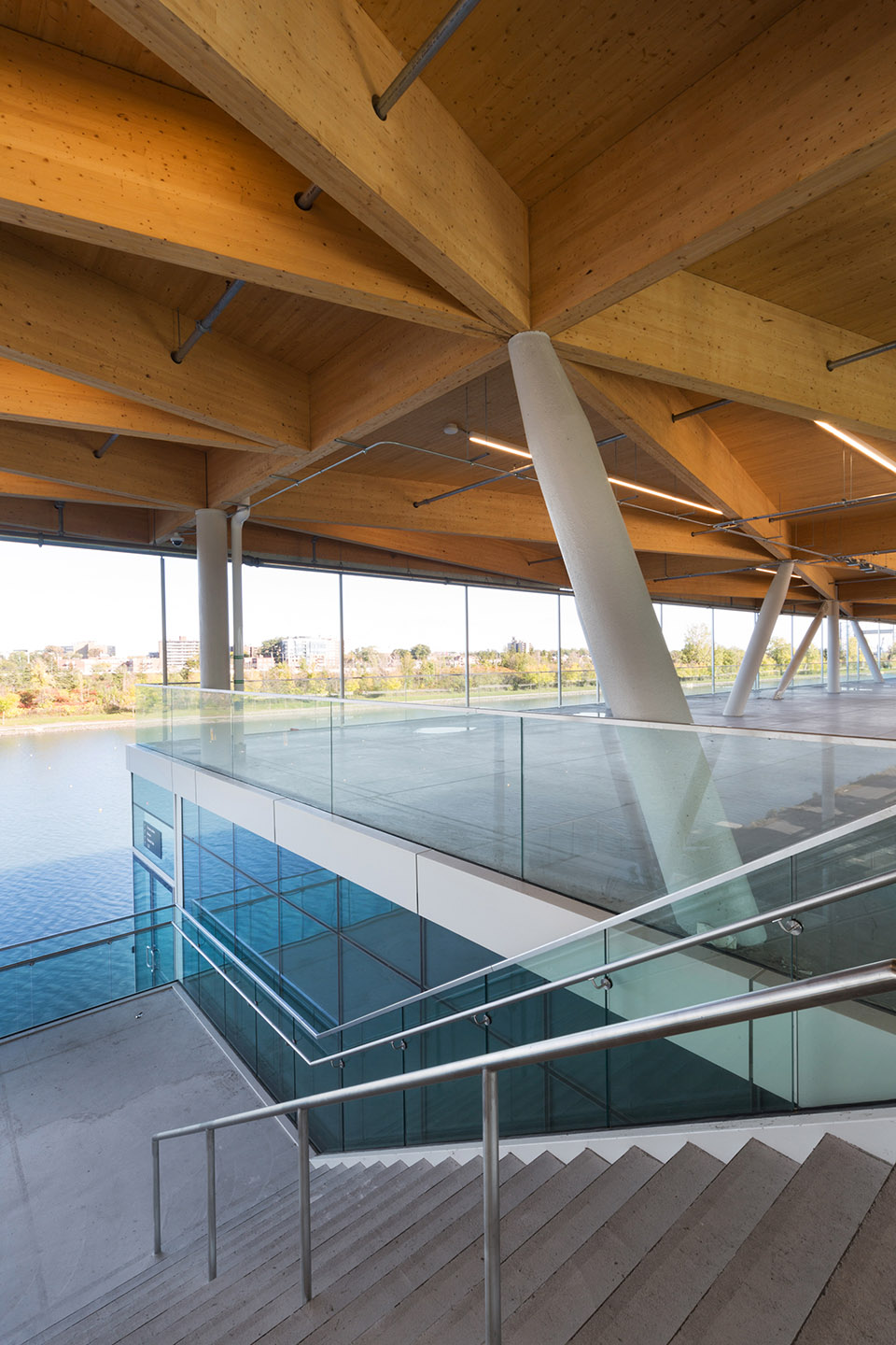 F1 Paddock Montreal by Les architectes FABG - 谷德设计网