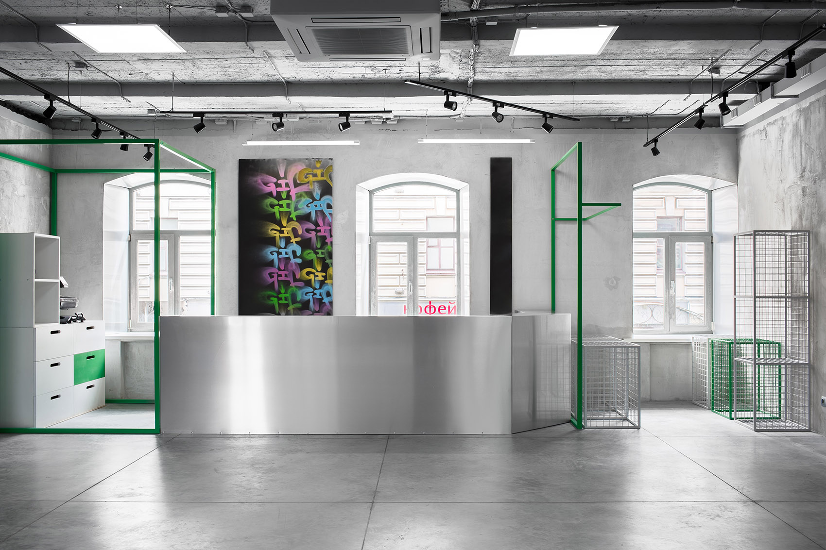 GALLERY GIF multi brand showroom, Russia by Miyao Design Studio - 谷德设计网