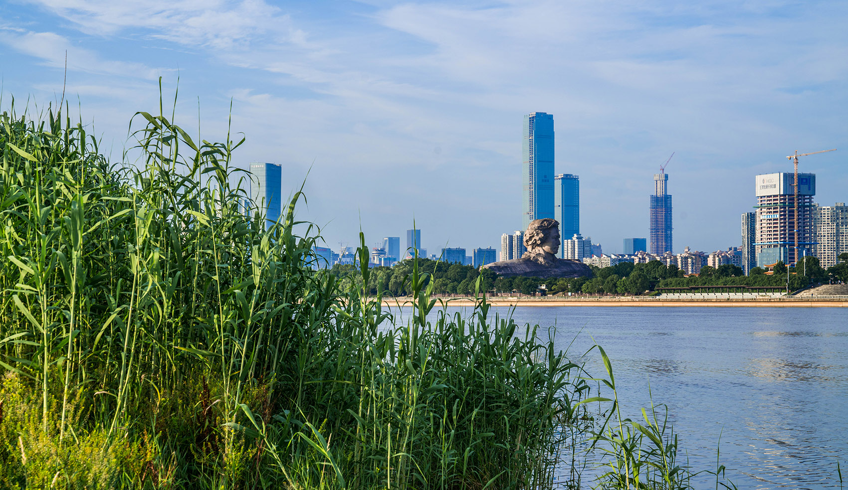 Marshland Park along Xiangjiang River, Changsha by L&A Design - 谷德设计网