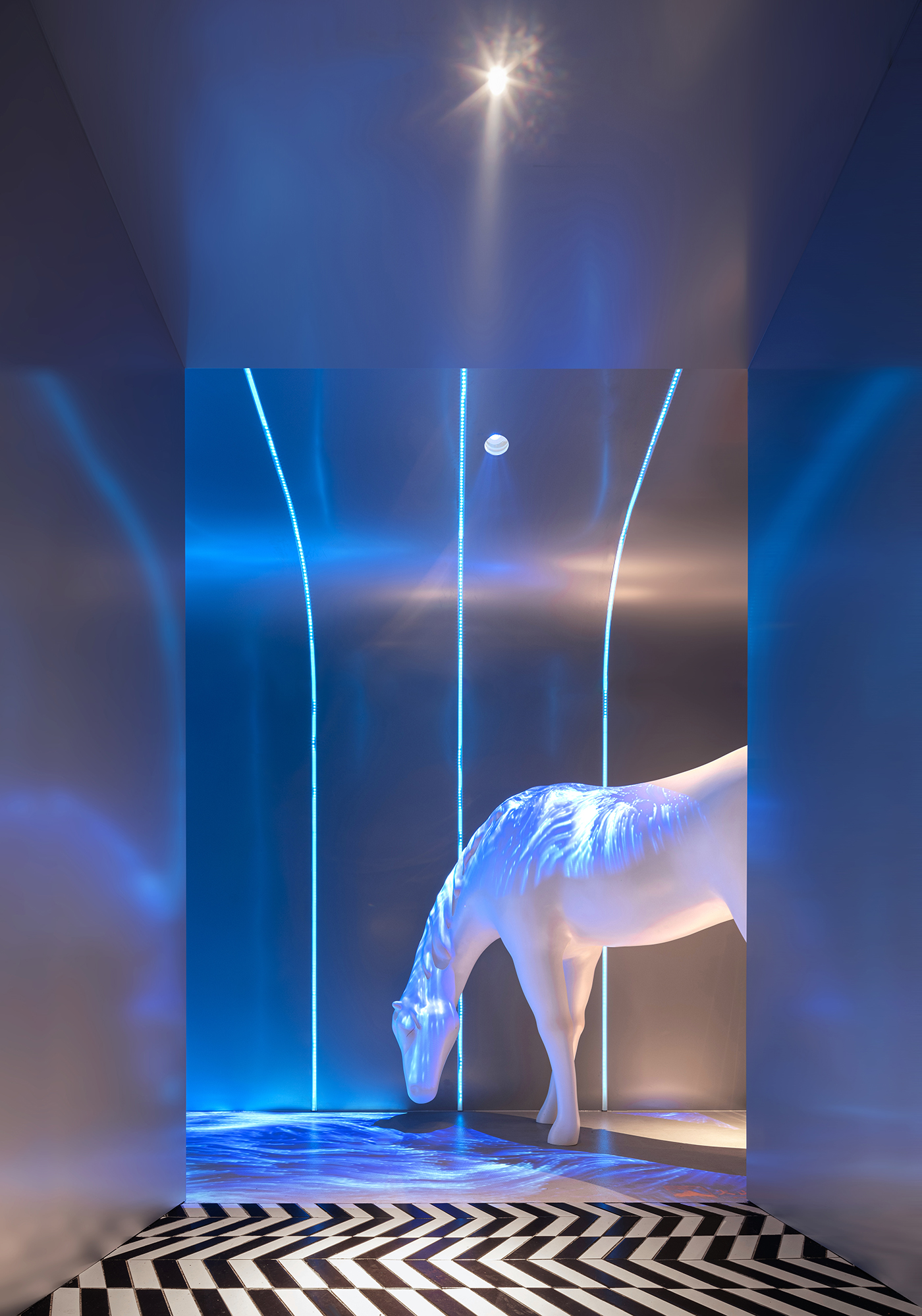 FAN BAR Changsha, China by DIFF DESIGN - 谷德设计网