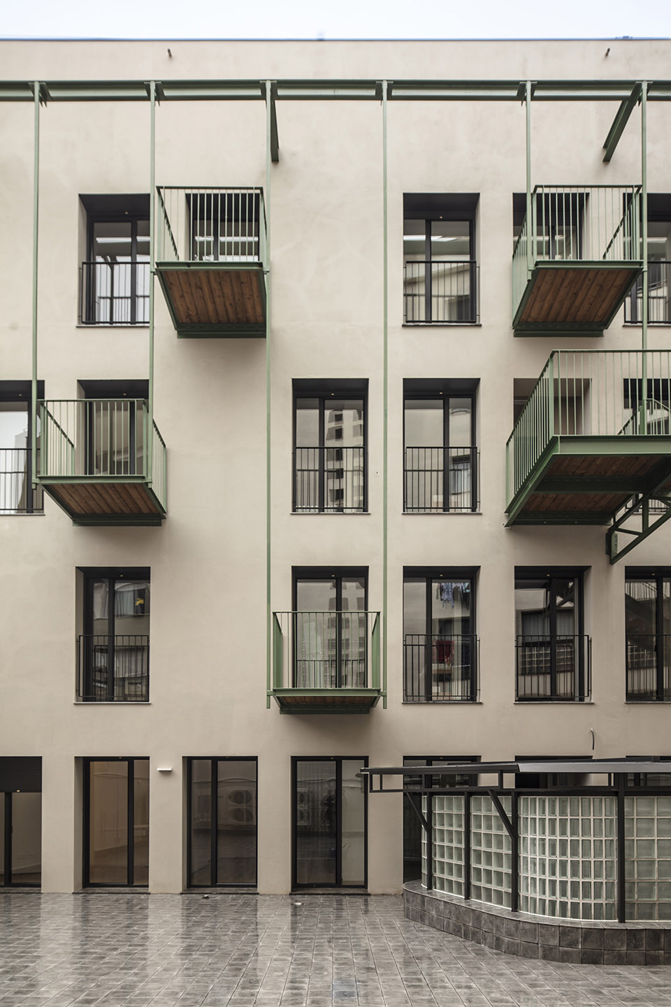 SANTA CLARA Building, Spain by Lagula Arquitectes - 谷德设计网