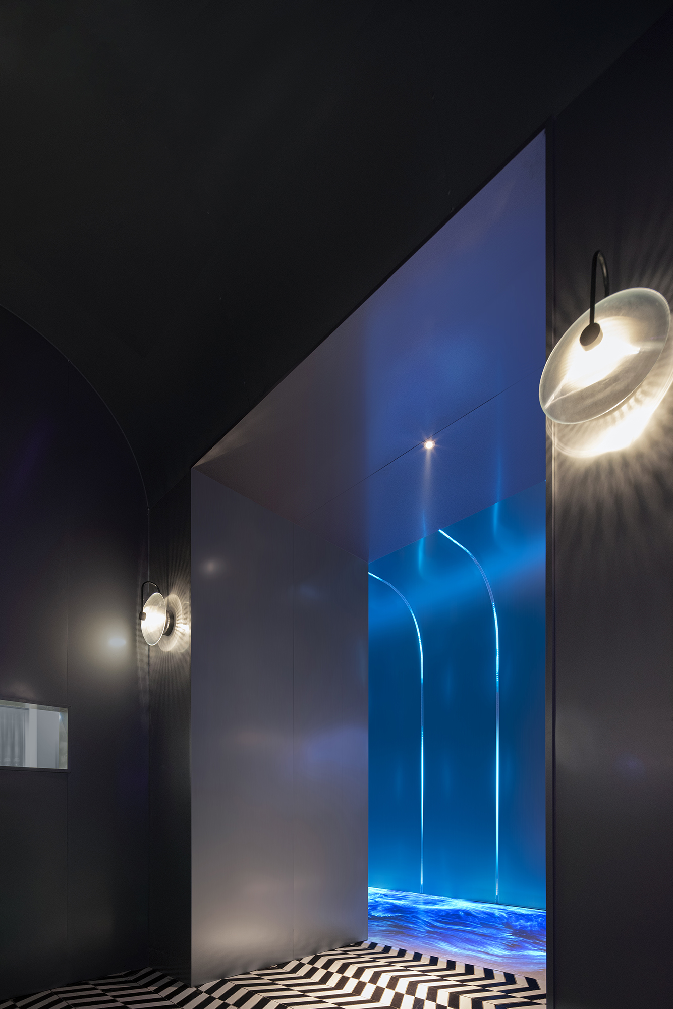 FAN BAR Changsha, China by DIFF DESIGN - 谷德设计网