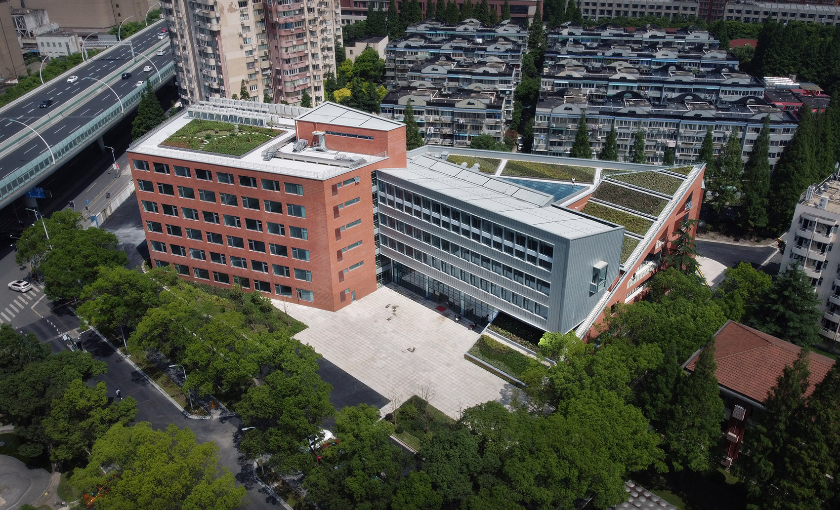 International Cooperative Education Building of University of Shanghai ...