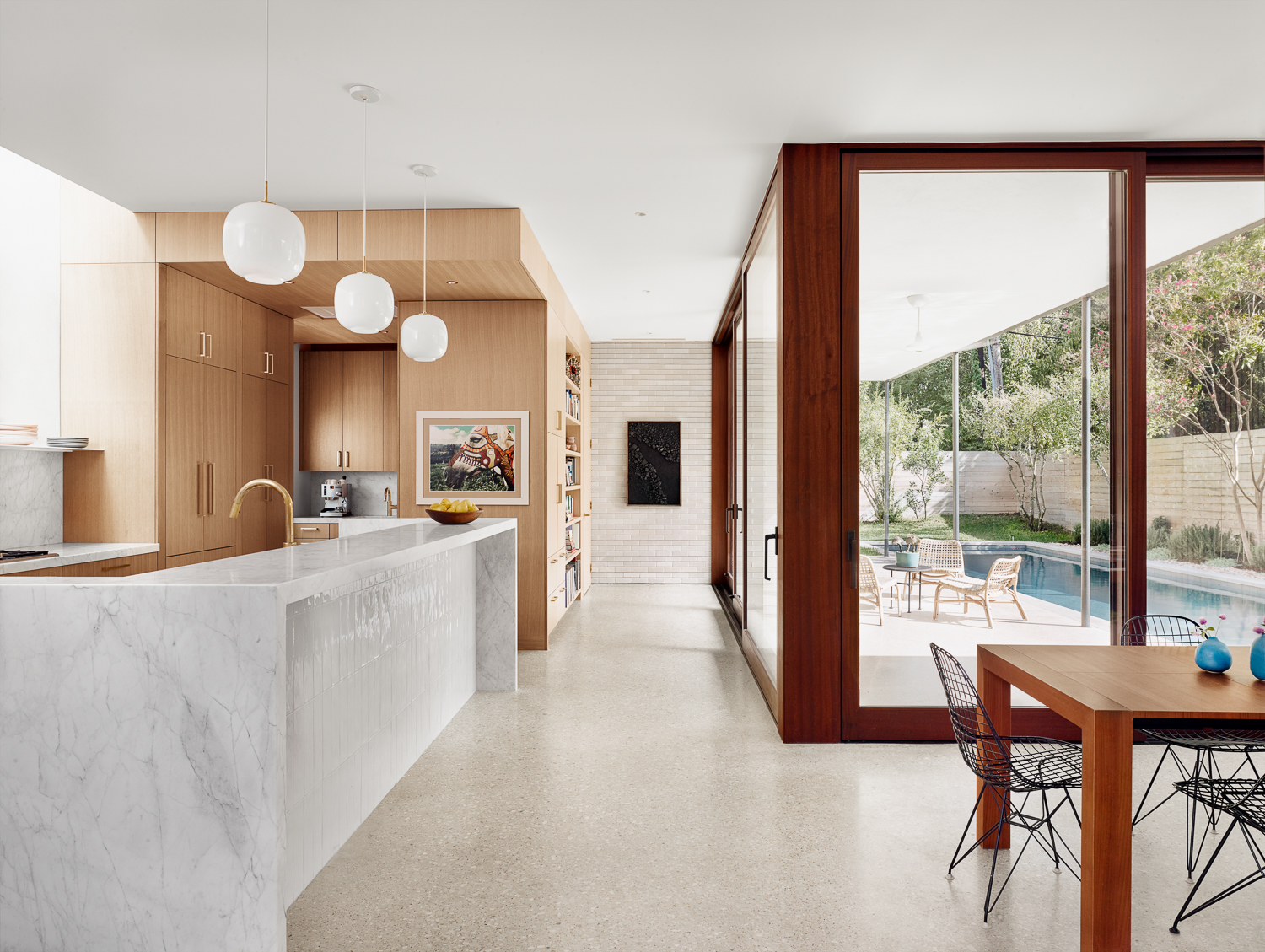 Hemlock Ave. House by Chioco Design - 谷德设计网