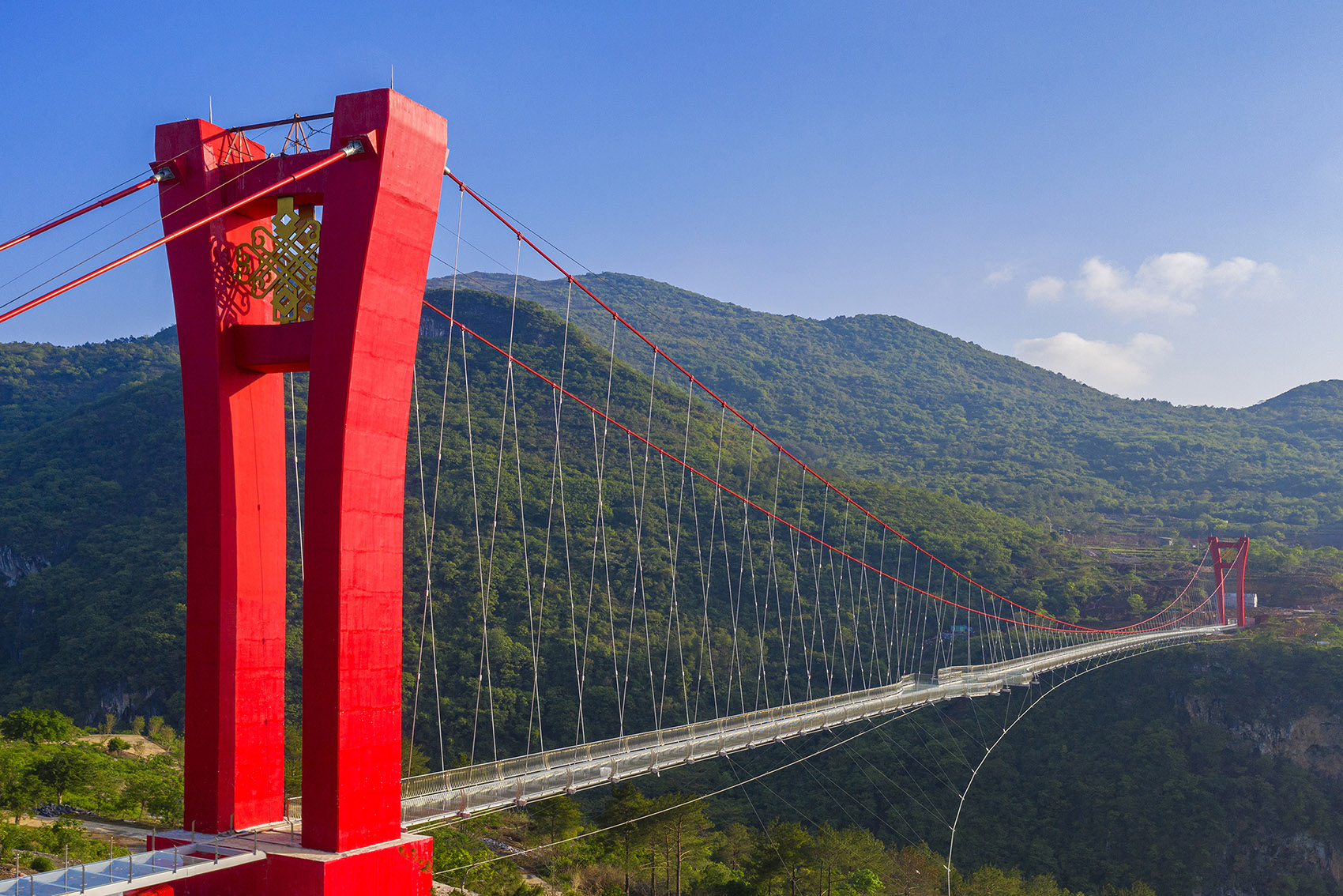 Glass Bridge in Huangchuan Three Gorges Scenic Area, China by UAD - 谷德设计网