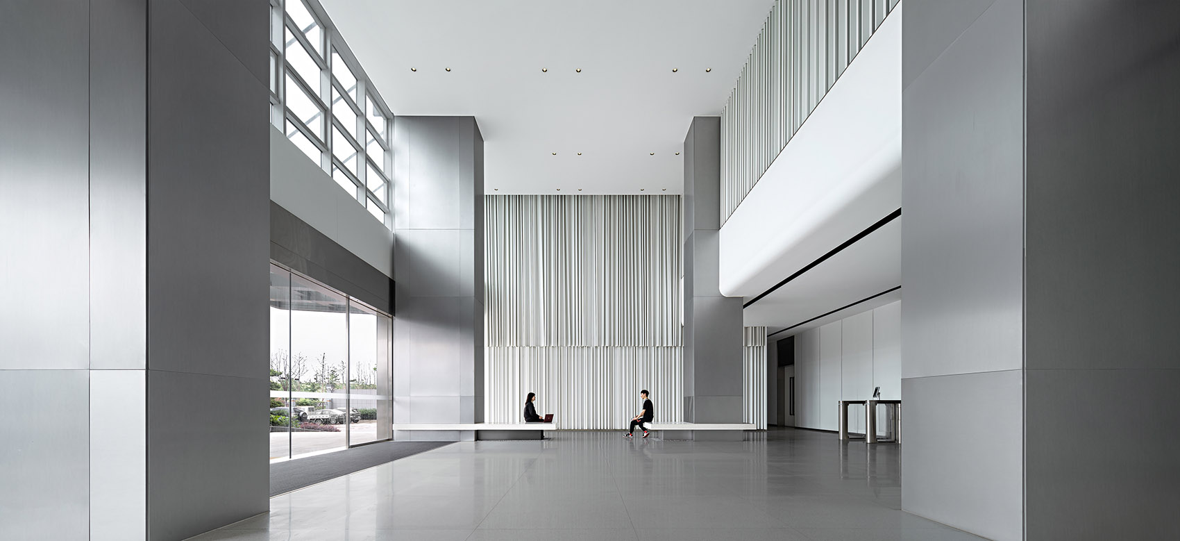 The lobby space design of Dongyu logistics office building, China by WE ...