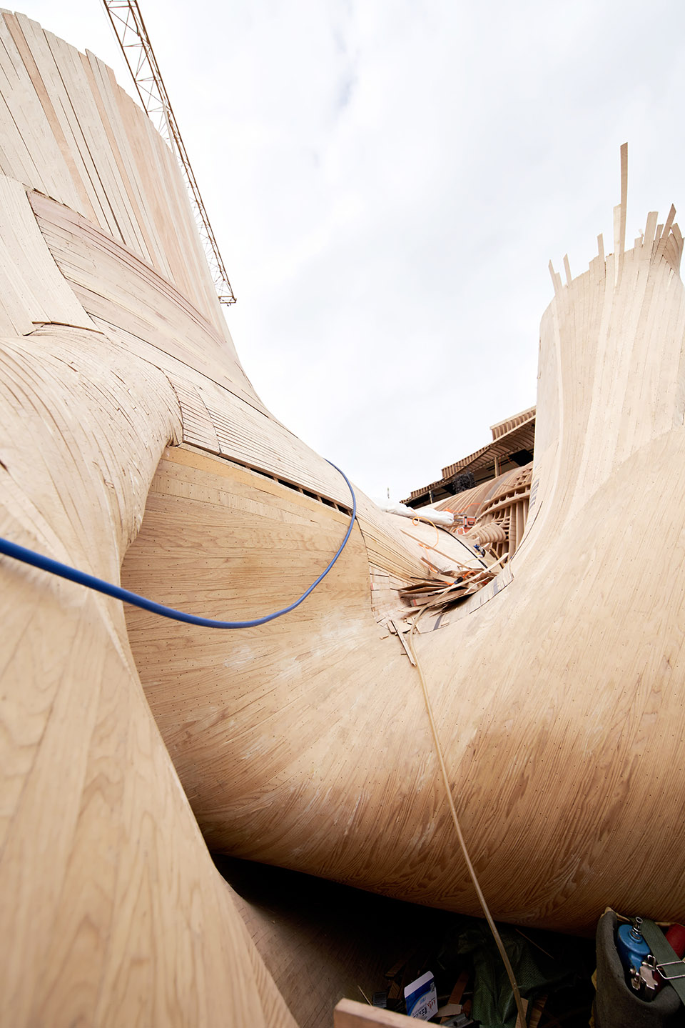 MAD’s ‘Wormhole Library’ Creates a Dreamscape by the South China Sea ...