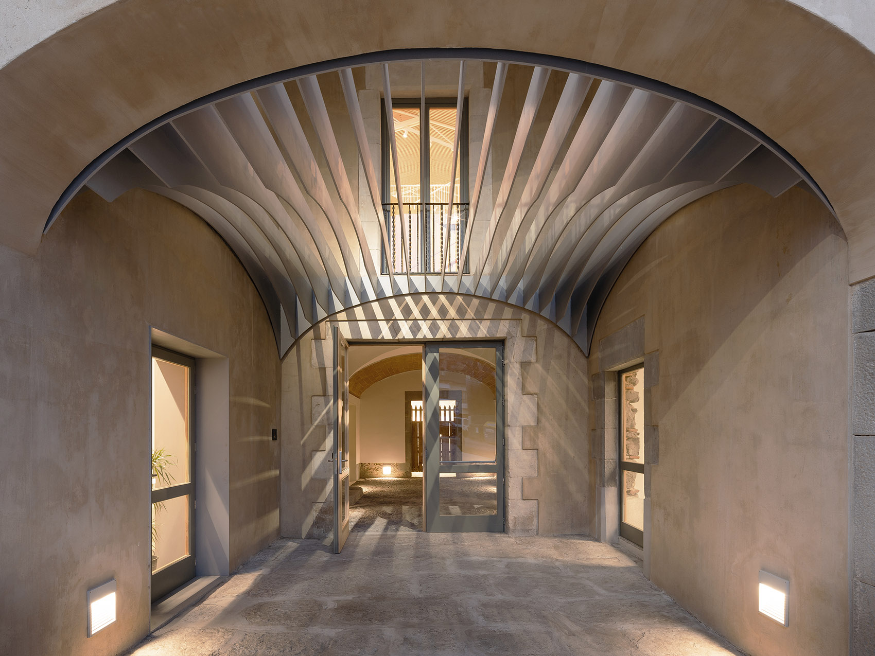 Rehabilitation Project of “EL MALLOL” Building by Carles Crosas +SOG ...