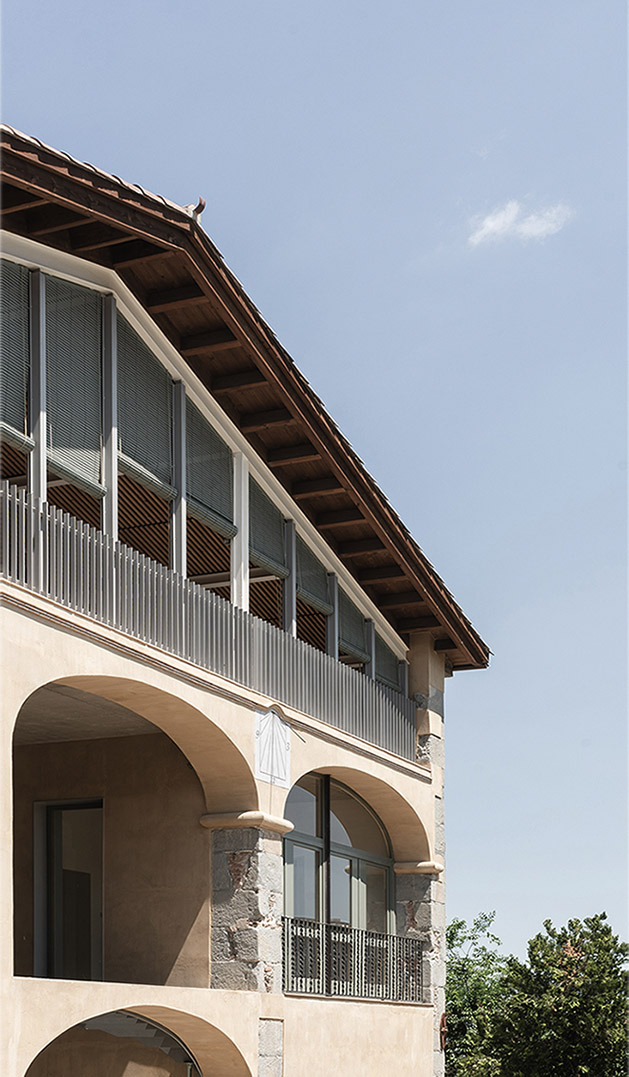 Rehabilitation Project of “EL MALLOL” Building by Carles Crosas +SOG ...