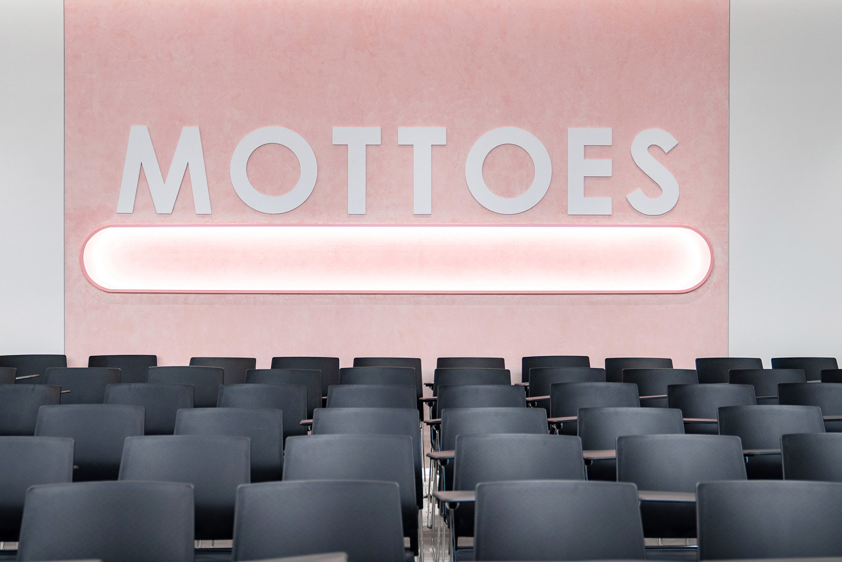 MOTTOES Shanghai Office Headquarters, China by DPD - 谷德设计网