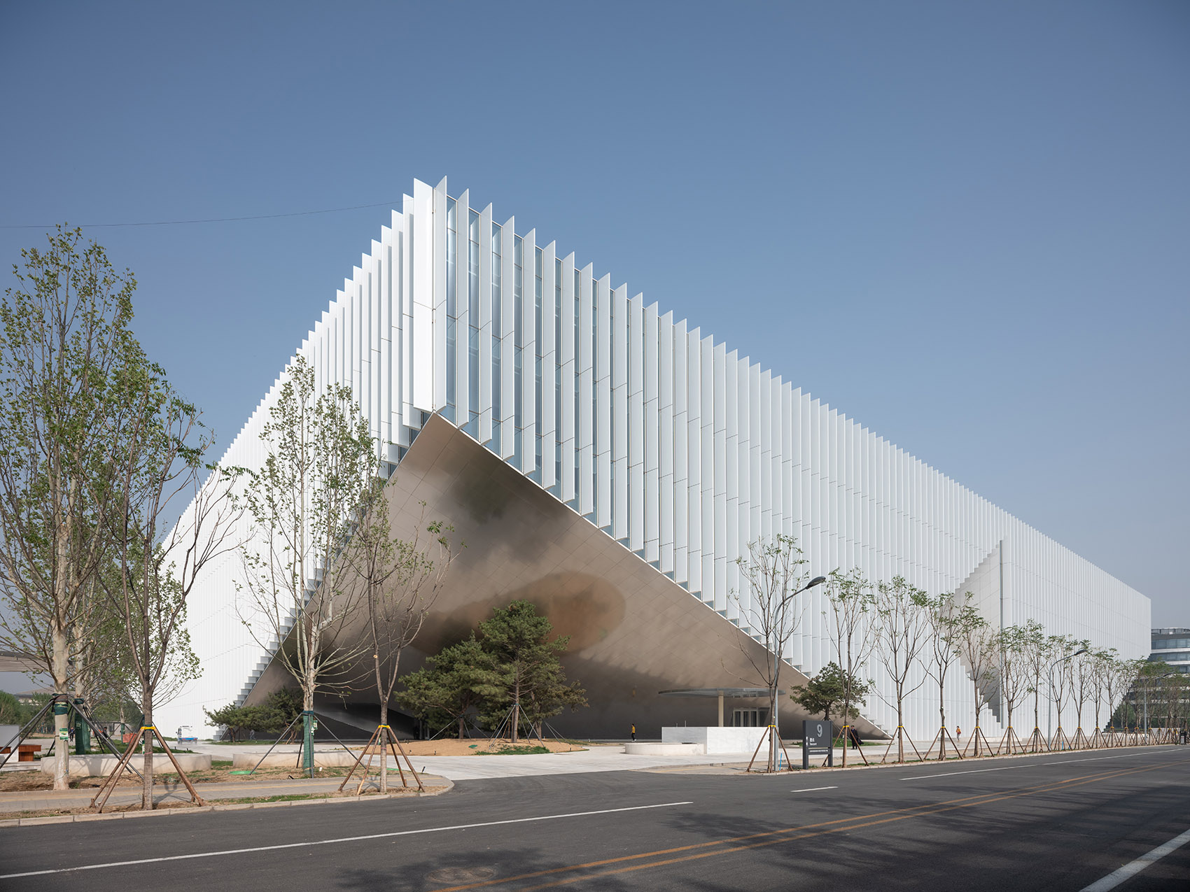 Tencent Beijing Headquarters, China by OMA - 谷德设计网