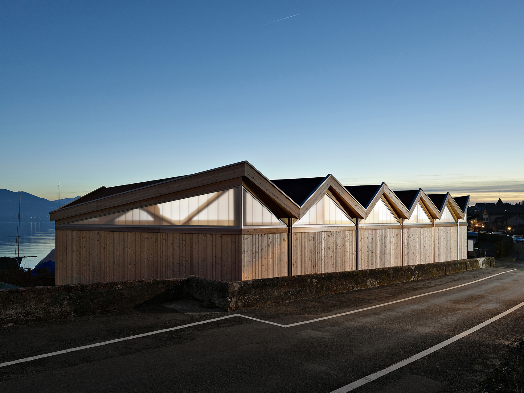Cully Boatyard by LOCALARCHITECTURE - 谷德设计网