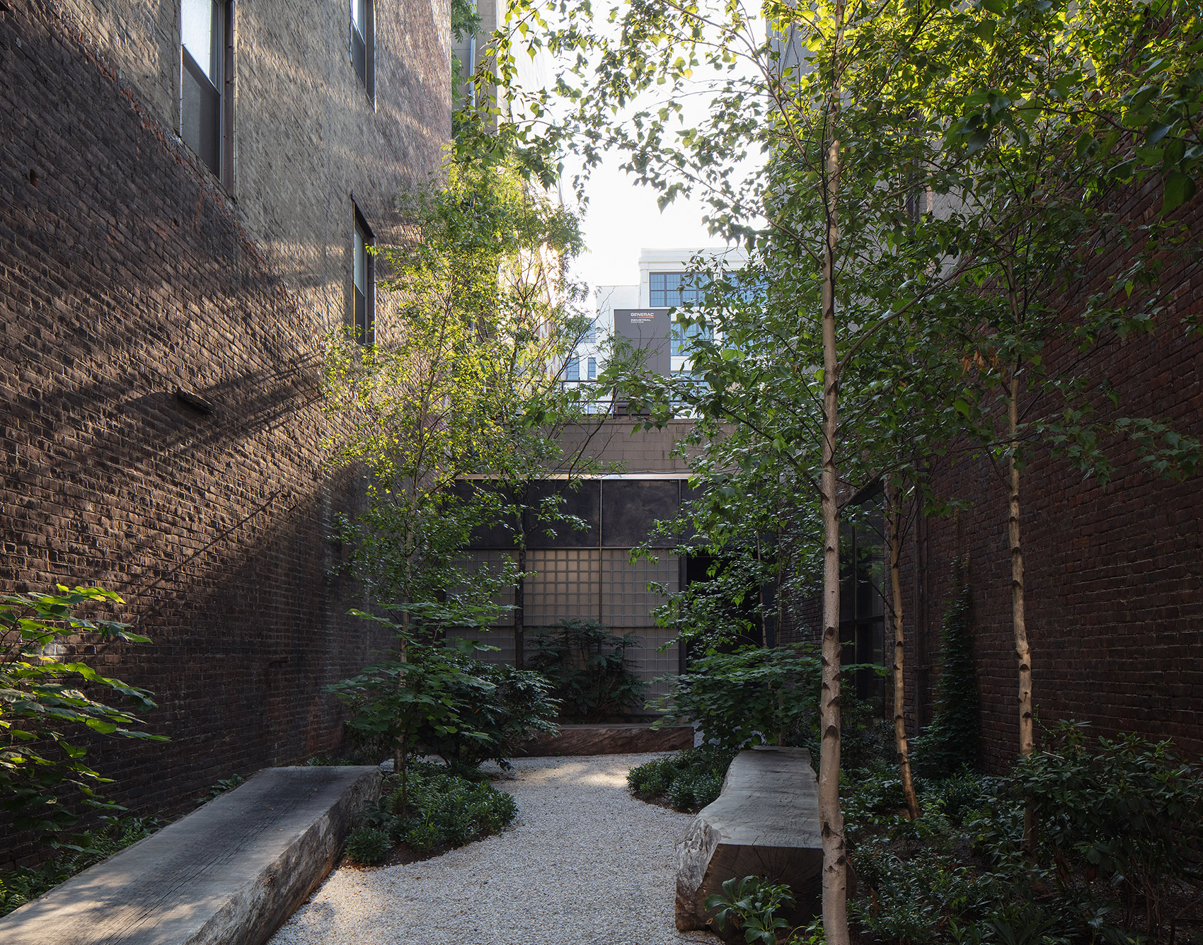 Renovation & redesign of masonry factory at Brooklyn by Worrell Yeung ...
