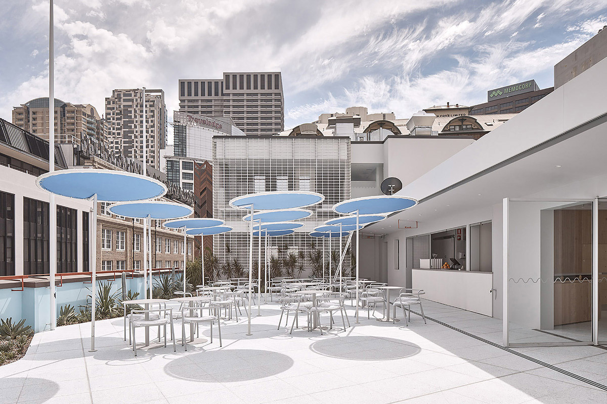 Paramount Recreation Club by Herbert & Mason - 谷德设计网