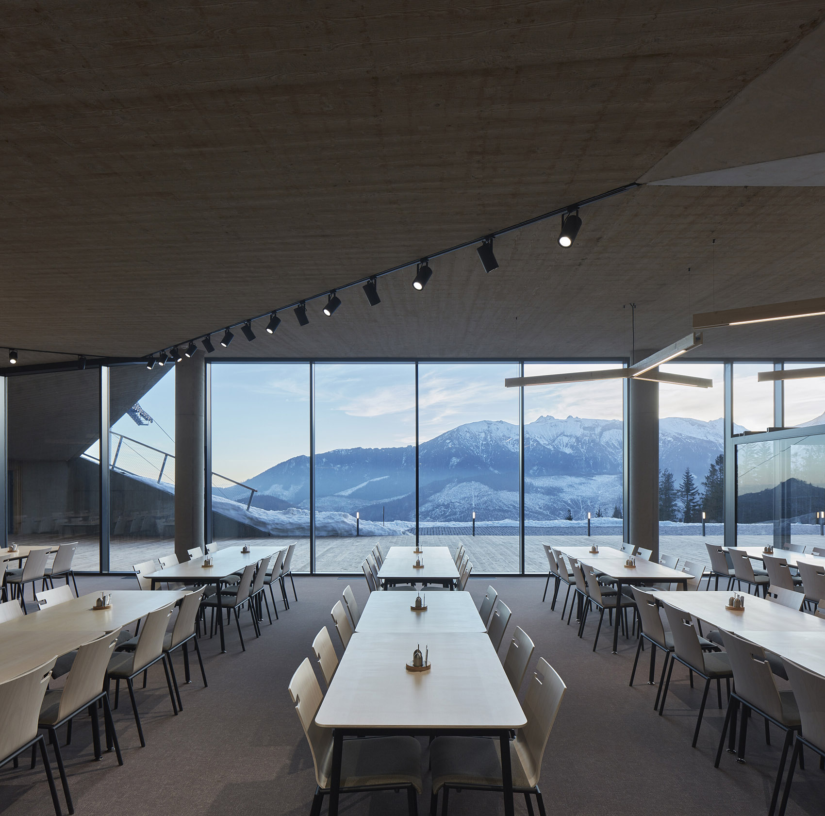 Bachledka – Summit Facilities by COMPASS ARCHITEKTI - 谷德设计网