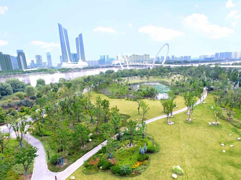 Singapore-Nanjing Eco Hi-Tech Island Waterfront Scenic Belt, China by ...