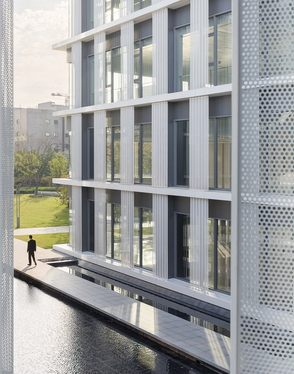 Zhangrun Office Buildings, Shanghai, China by Scenic Architecture ...