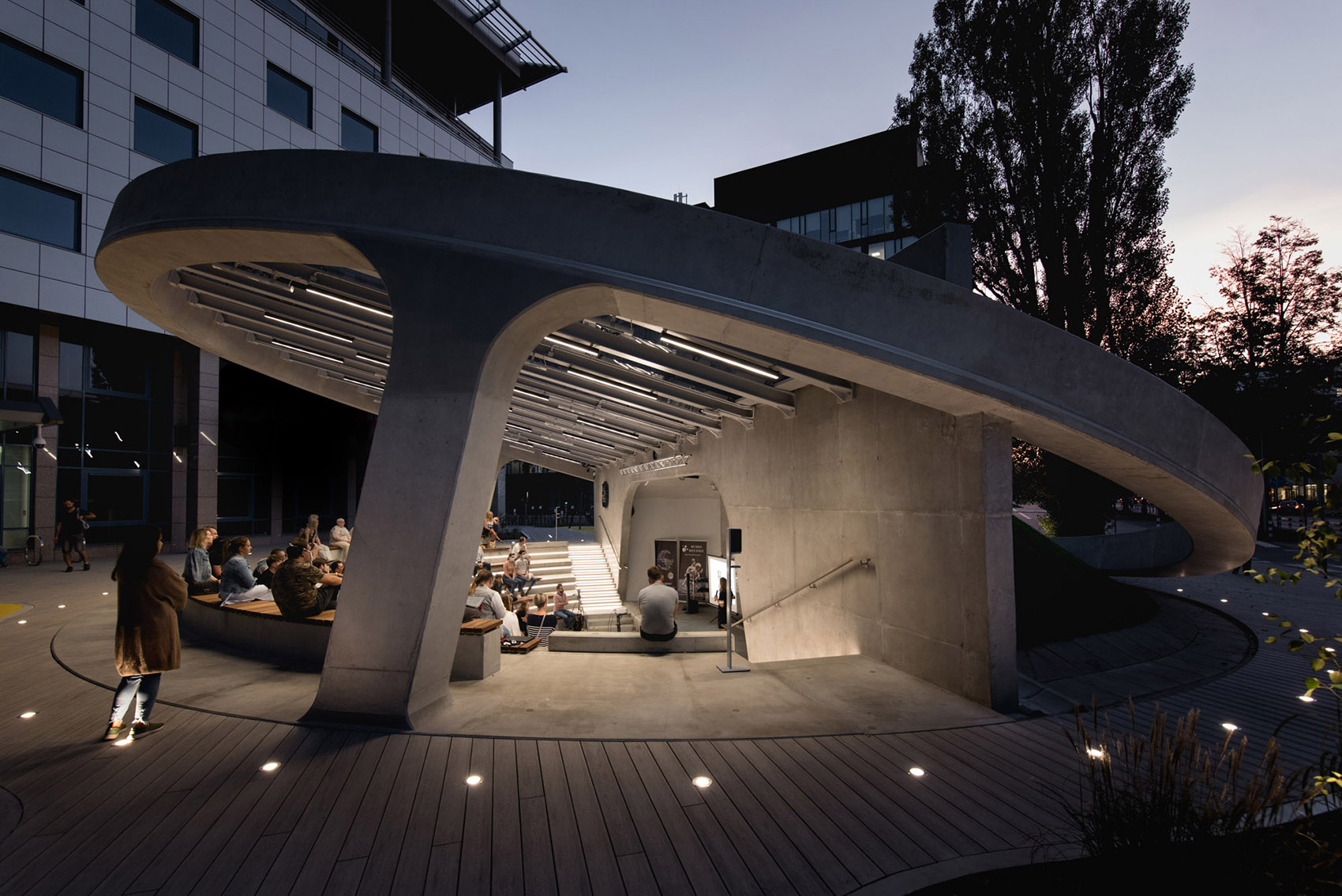 Brain Embassy Amphitheatre by mode:lina - 谷德设计网