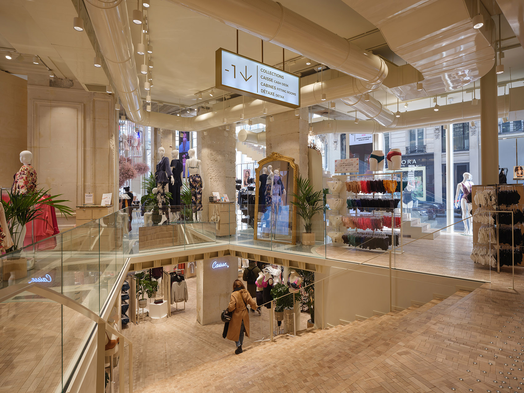 Etam flagship store in Paris by MVRDV - 谷德设计网