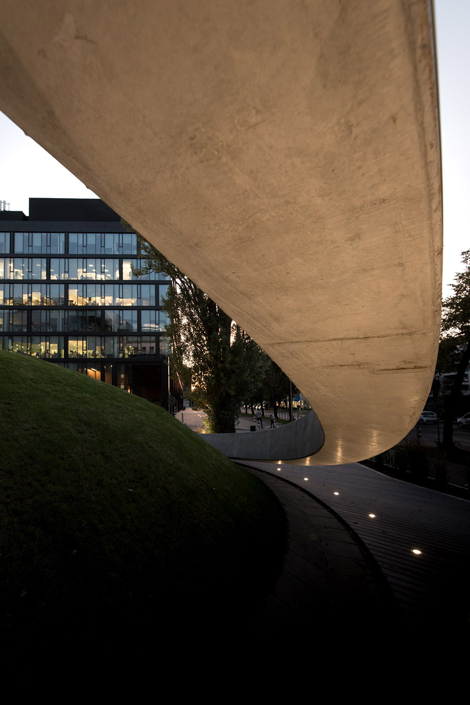 Brain Embassy Amphitheatre by mode:lina - 谷德设计网