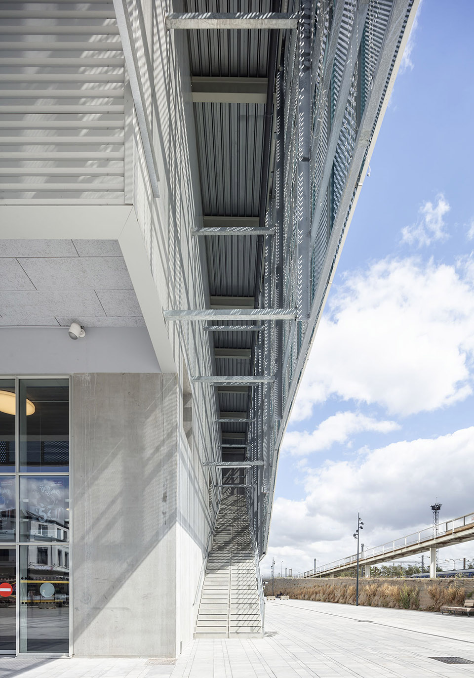 Multiplex Etoile Cinémas by Olivier Palatre architectes - 谷德设计网