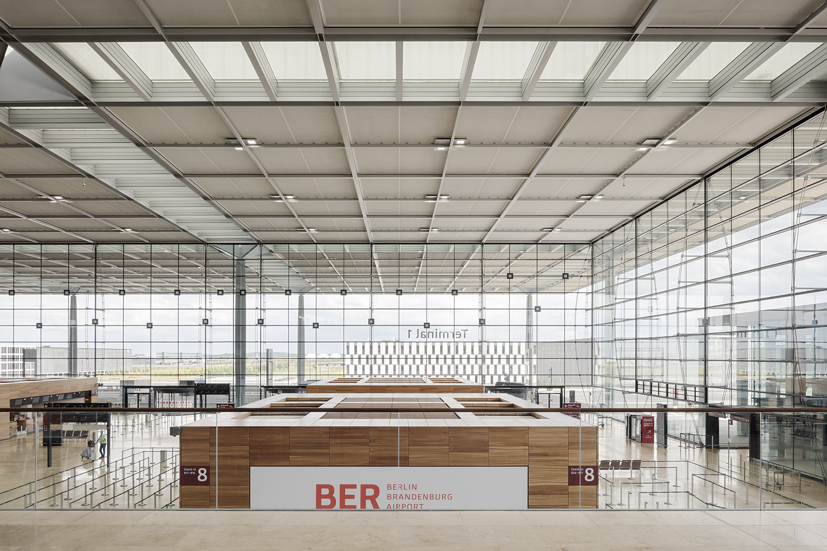 Ready for Take-off：Air traffic starting at BER by gmp - 谷德设计网