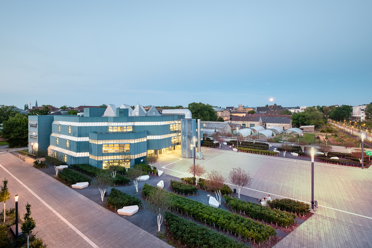 University campus open spaces Poppelsdorf by SINAI - 谷德设计网