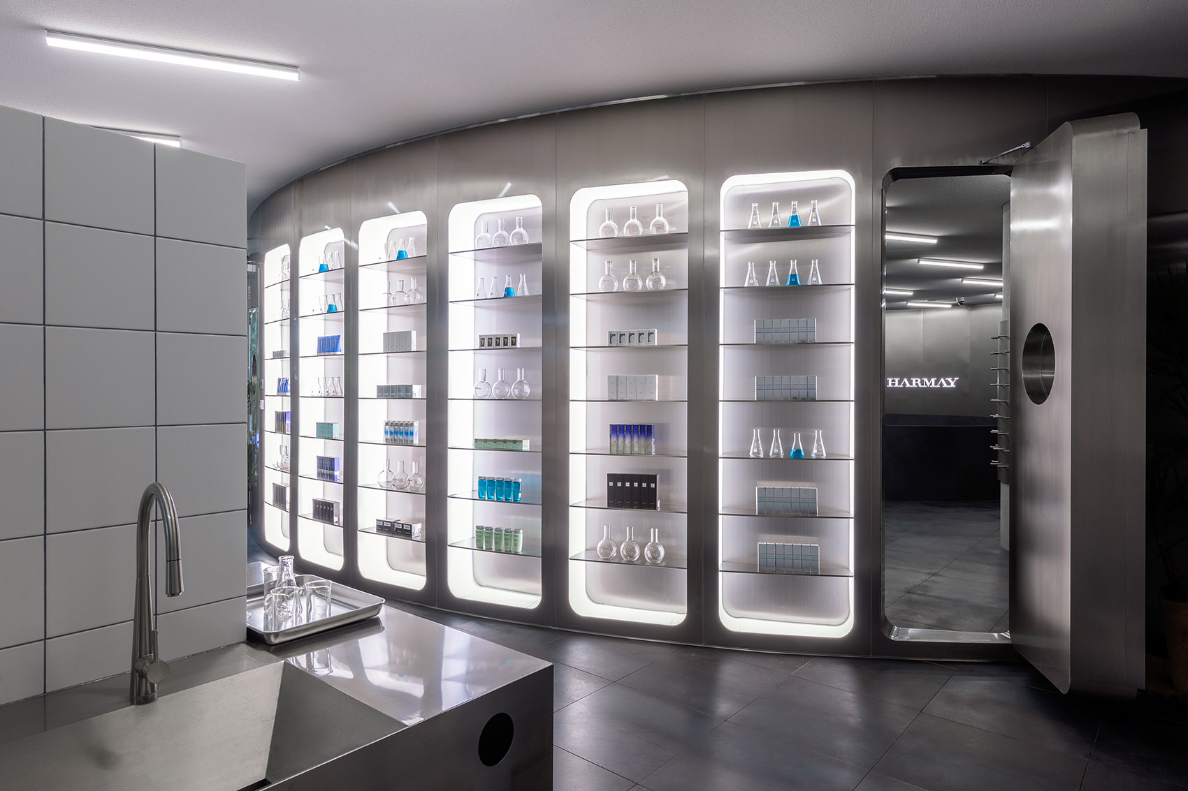 HARMAY cosmetics retail store, ChengDu by AIM Architecture - 谷德设计网
