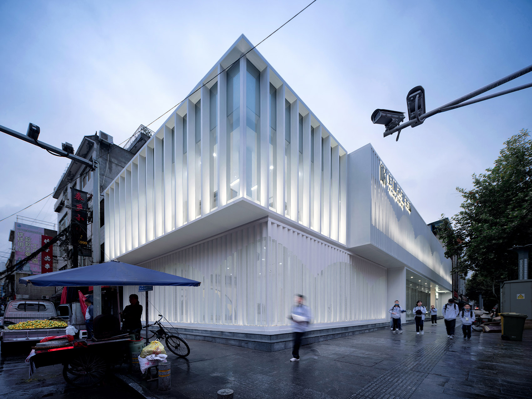 The Renovation of Ankang Library, China by UUA - 谷德设计网